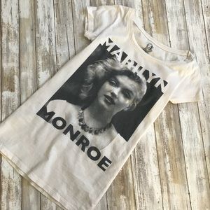Marilyn Monroe | Tops | Marilyn Monroe Tee Small E47 | Poshmark
